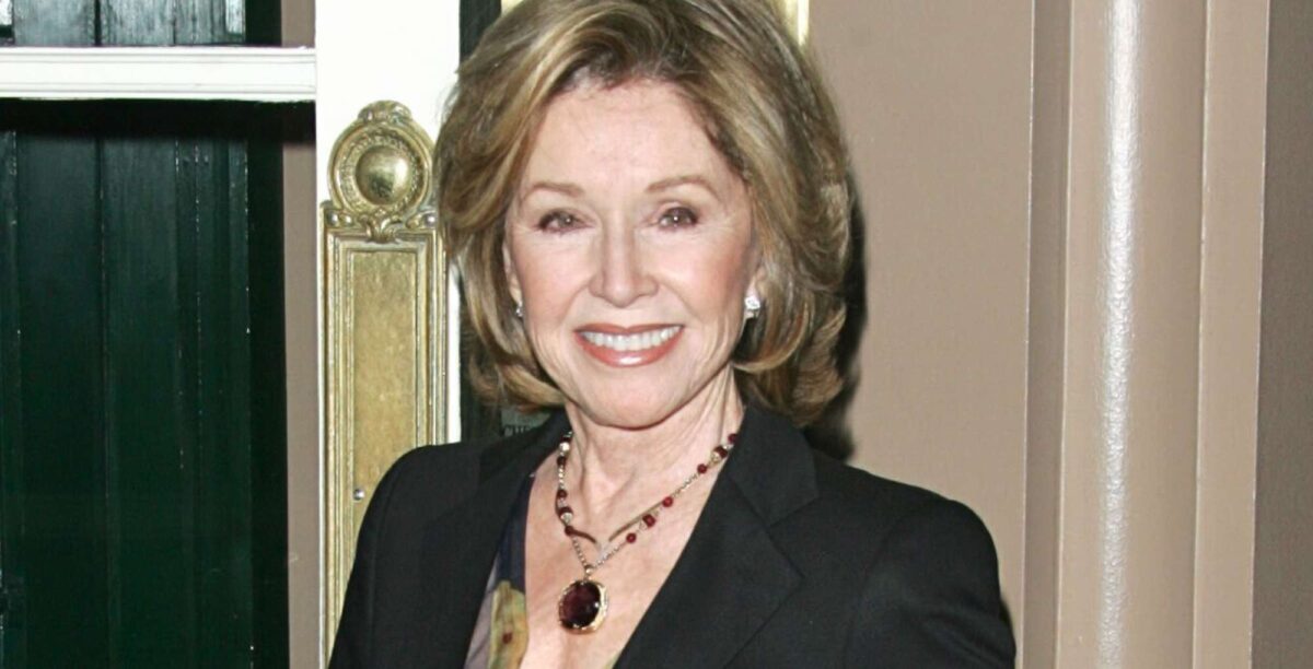 The soap world is mourning the loss of beloved actress Patricia Crowley ...